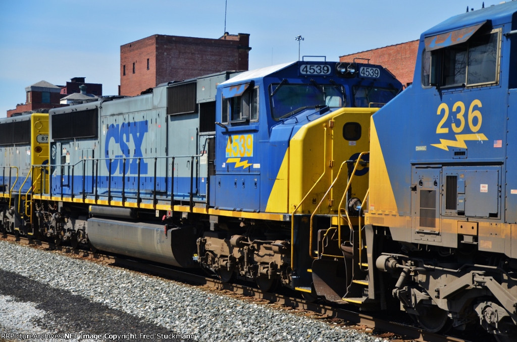 CSX 4539 It's been a while since I've seen a patched CSX.